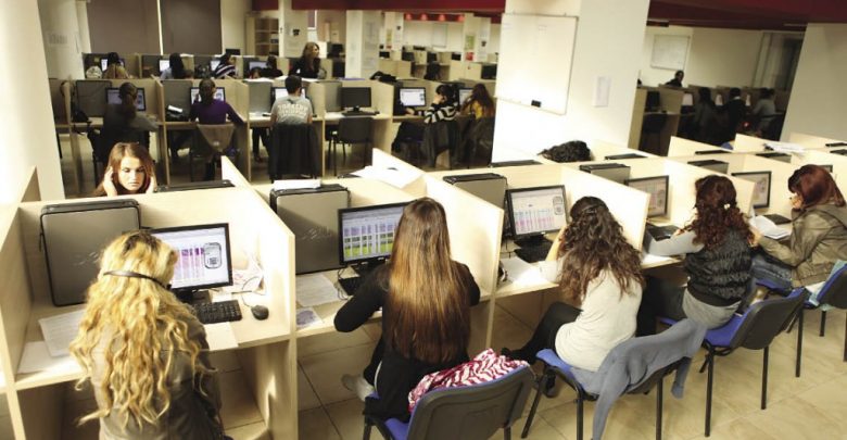 Detaje nga skema e mashtrimit të Call Center/ Si iu zhvatnin mijëra ... Detaje nga skema e mashtrimit të Call Center/ Si iu zhvatnin mijëra ...
